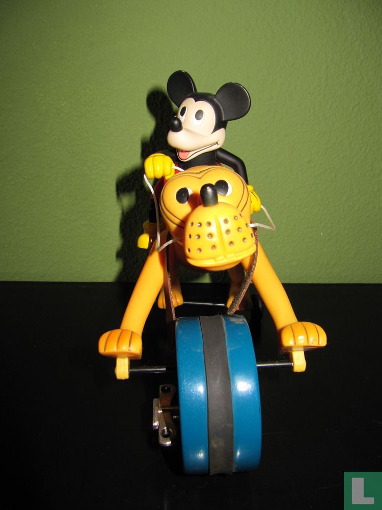 Disney Mickey Riding Pluto Wind Up - Mickey Mouse - LastDodo