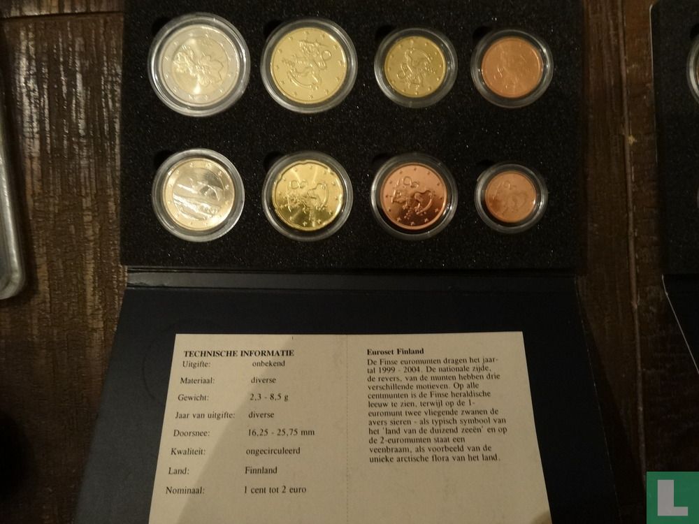 Finland combinatie set (zwart mapje) KM# MS (2000) - Finland - LastDodo