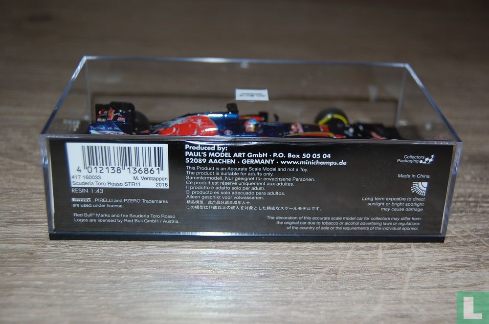 Scuderia Toro Rosso STR11 417 160033 (2016) - MiniChamps - LastDodo
