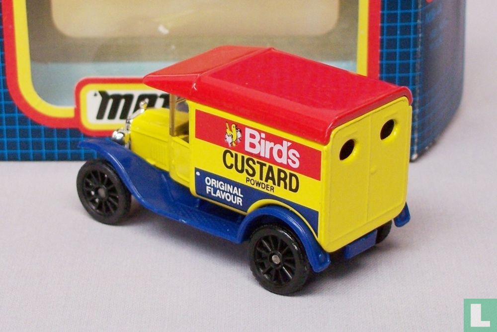 Ford Model T Van 'Bird's Custard Powder' MB44 (1990) - Matchbox - LastDodo
