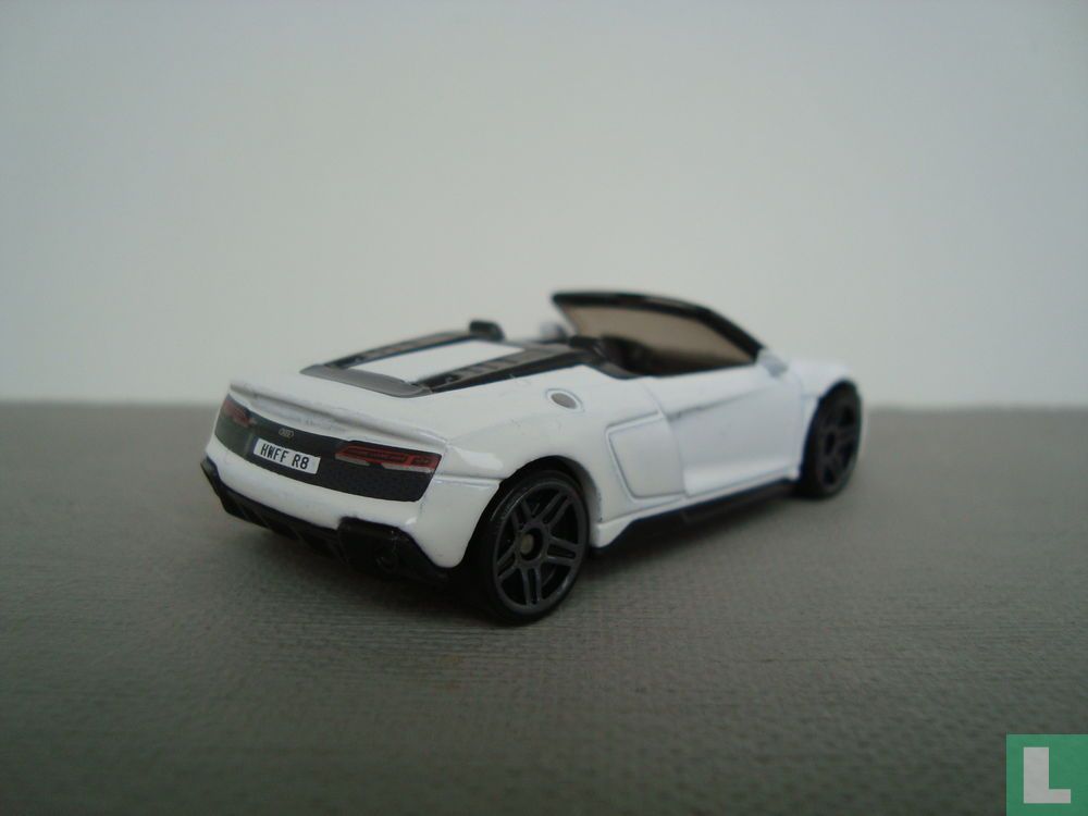 Audi R8 Spyder 175/250 (2020) - Hot Wheels - LastDodo