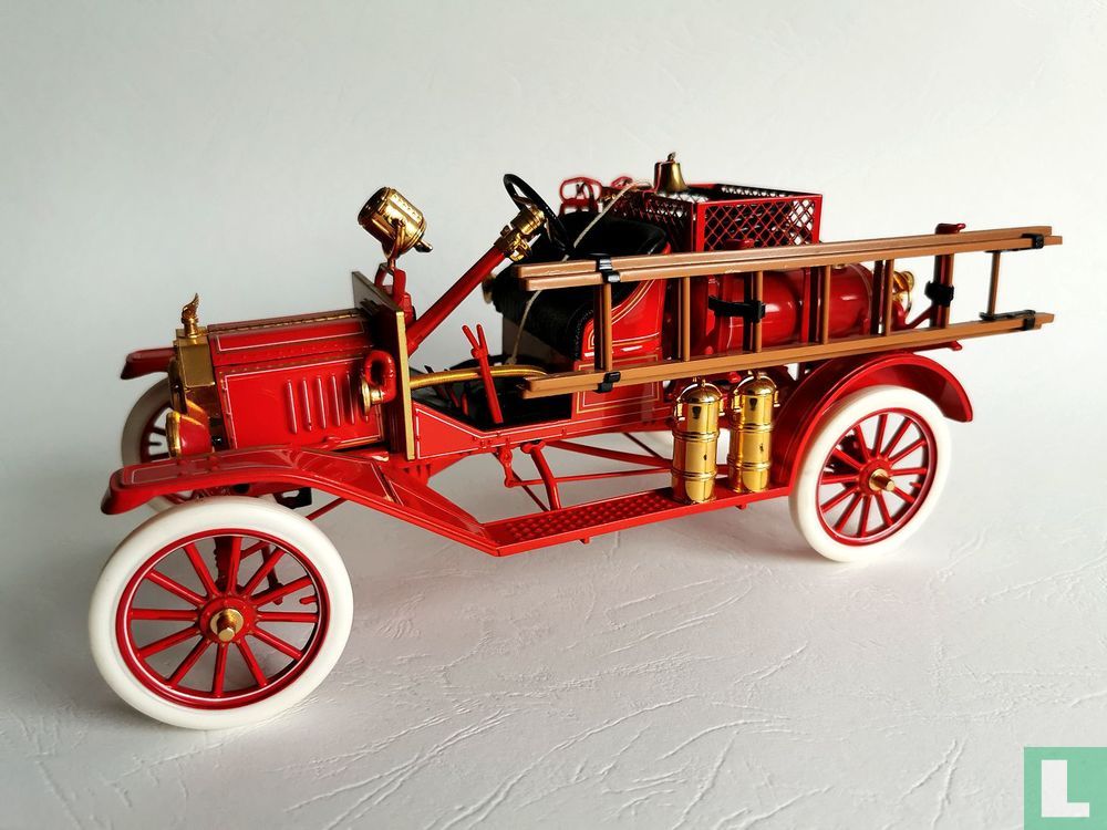 Ford Model-T Fire Truck UQ62 (1994) - Franklin Mint - LastDodo