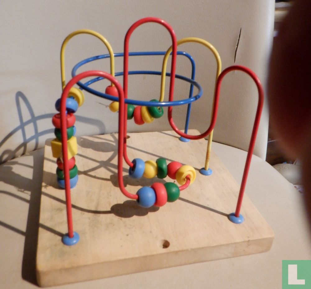 Motorisch circuit voor kleuters - Bead structure - LastDodo
