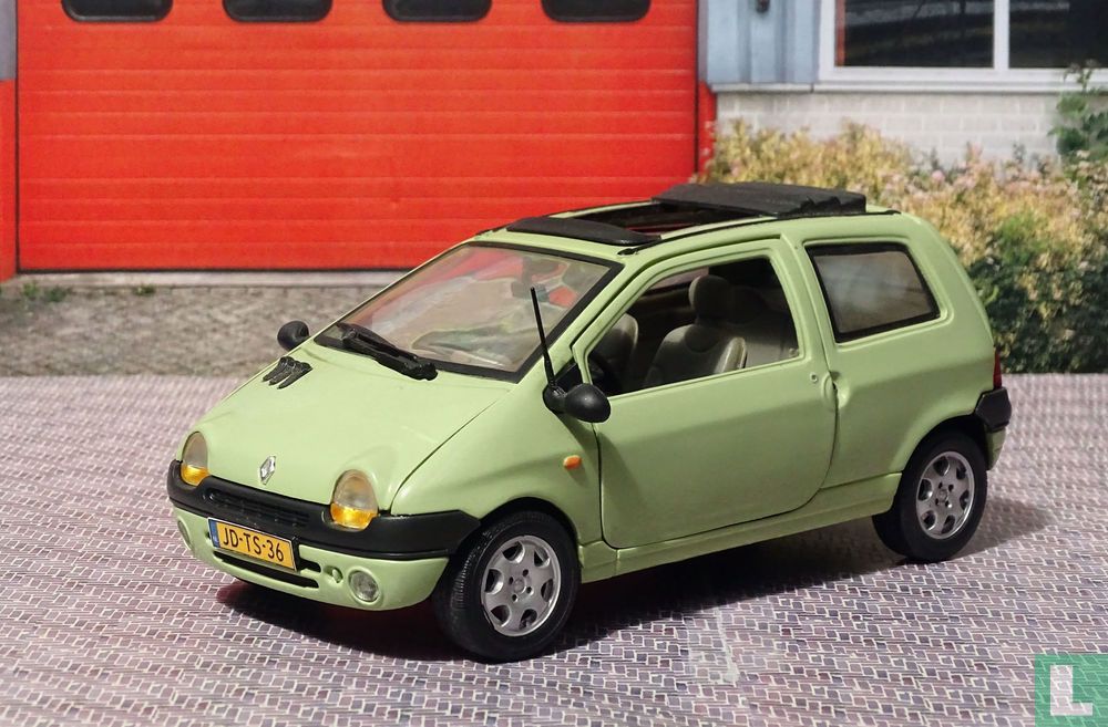 Renault Twingo open top 30341 - Anson - LastDodo