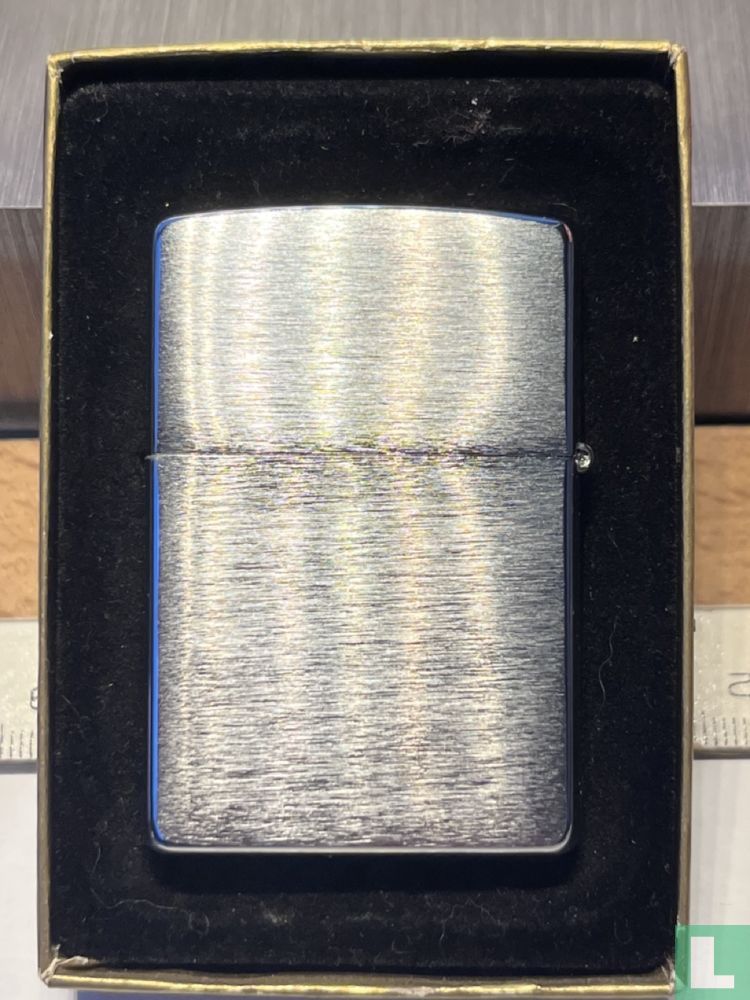Zippo Eagle Pewter Emblem (2002) - Zippo - LastDodo