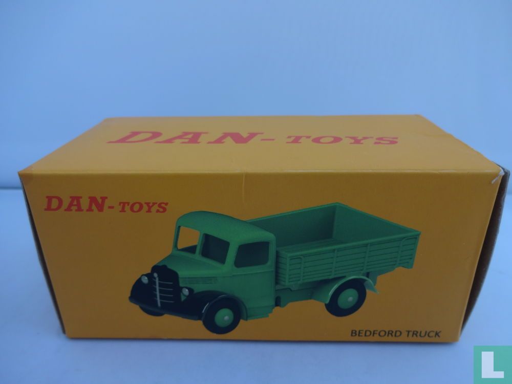 Bedford Truck 274 - Dan-Toys - LastDodo