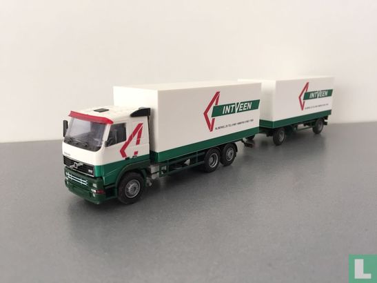 Volvo FH refrigerated box trailer 'IntVeen' 53209 - AWM - LastDodo