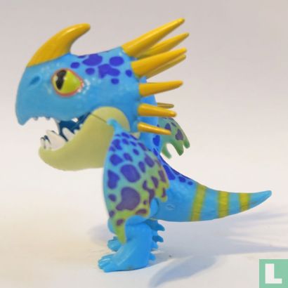 Stormfly (2019) - How To Train Your Dragon - LastDodo