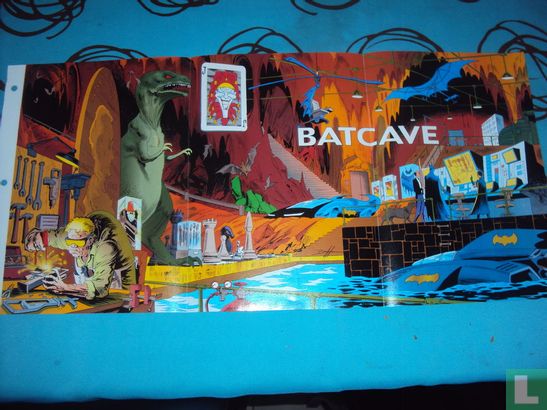 Batcave (1991) - Who's Who in the DC Universe - LastDodo